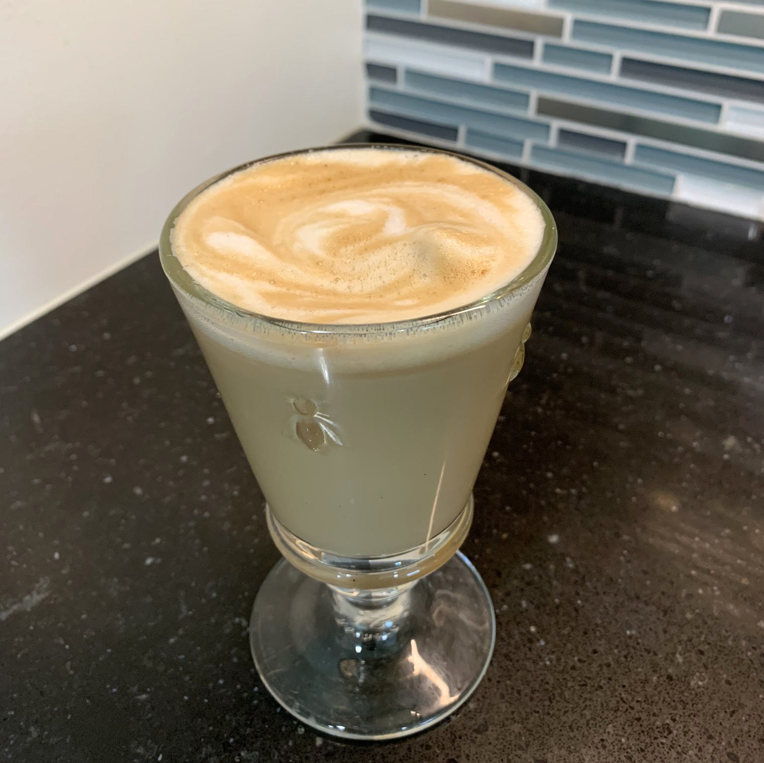 How to Make Cafe con Leche Using a Bialetti - FLAVORFUL ...